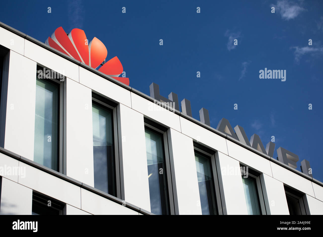 Huawei and germany hi-res stock photography and images - Alamy