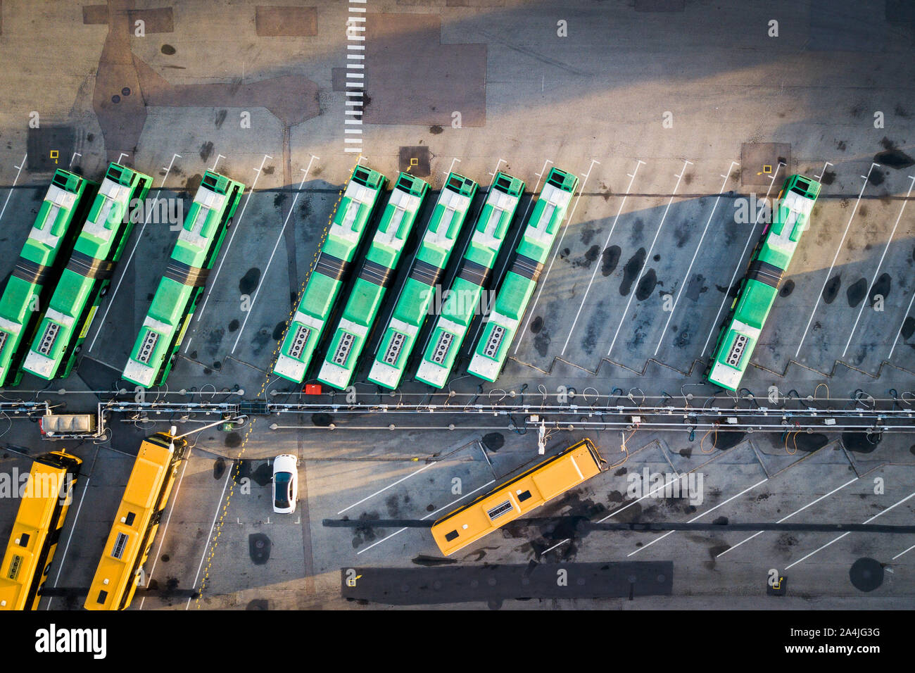 Aerial view school buses parking lot hi-res stock photography and ...
