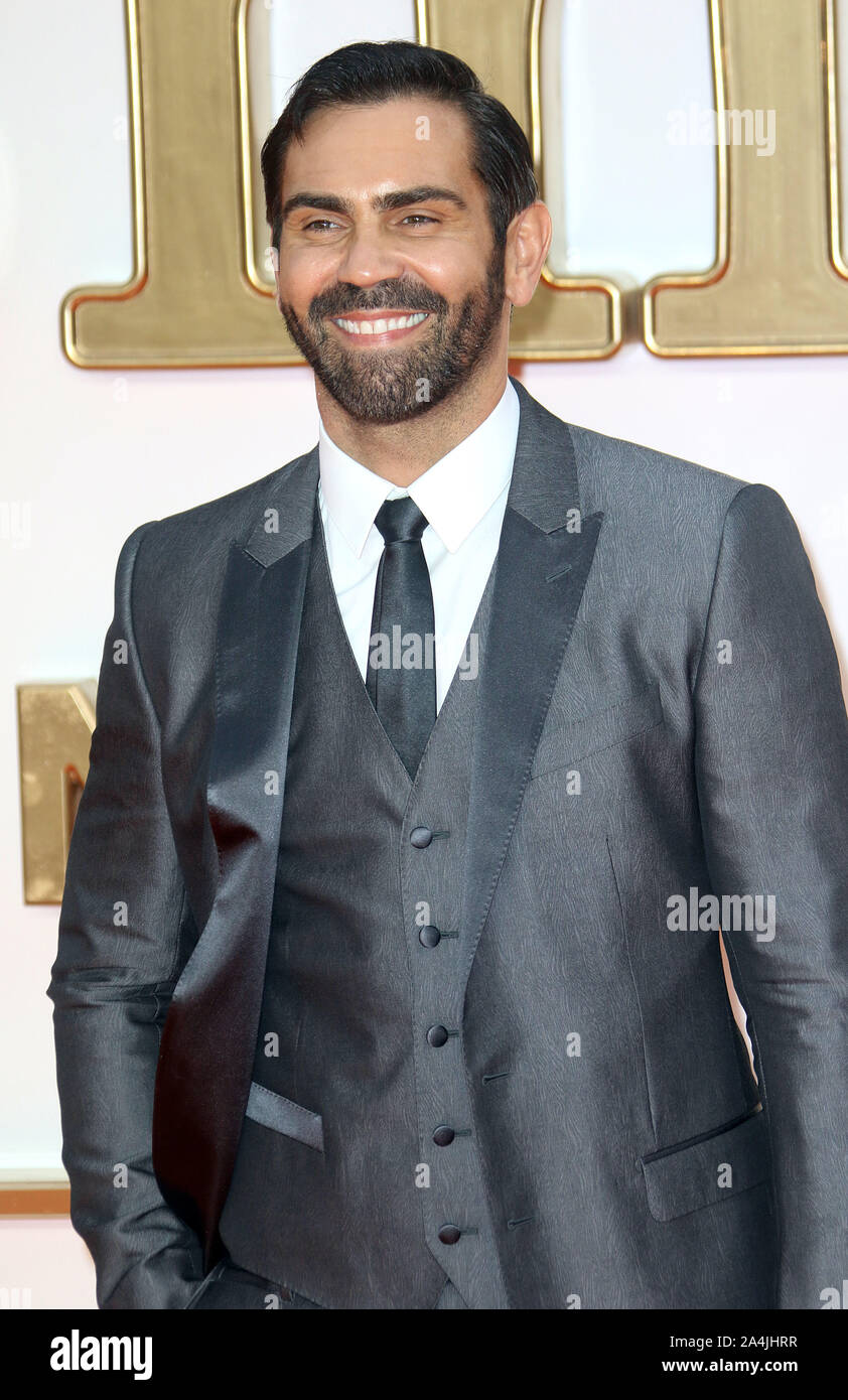 Tom circle hi-res stock photography and images - Alamy