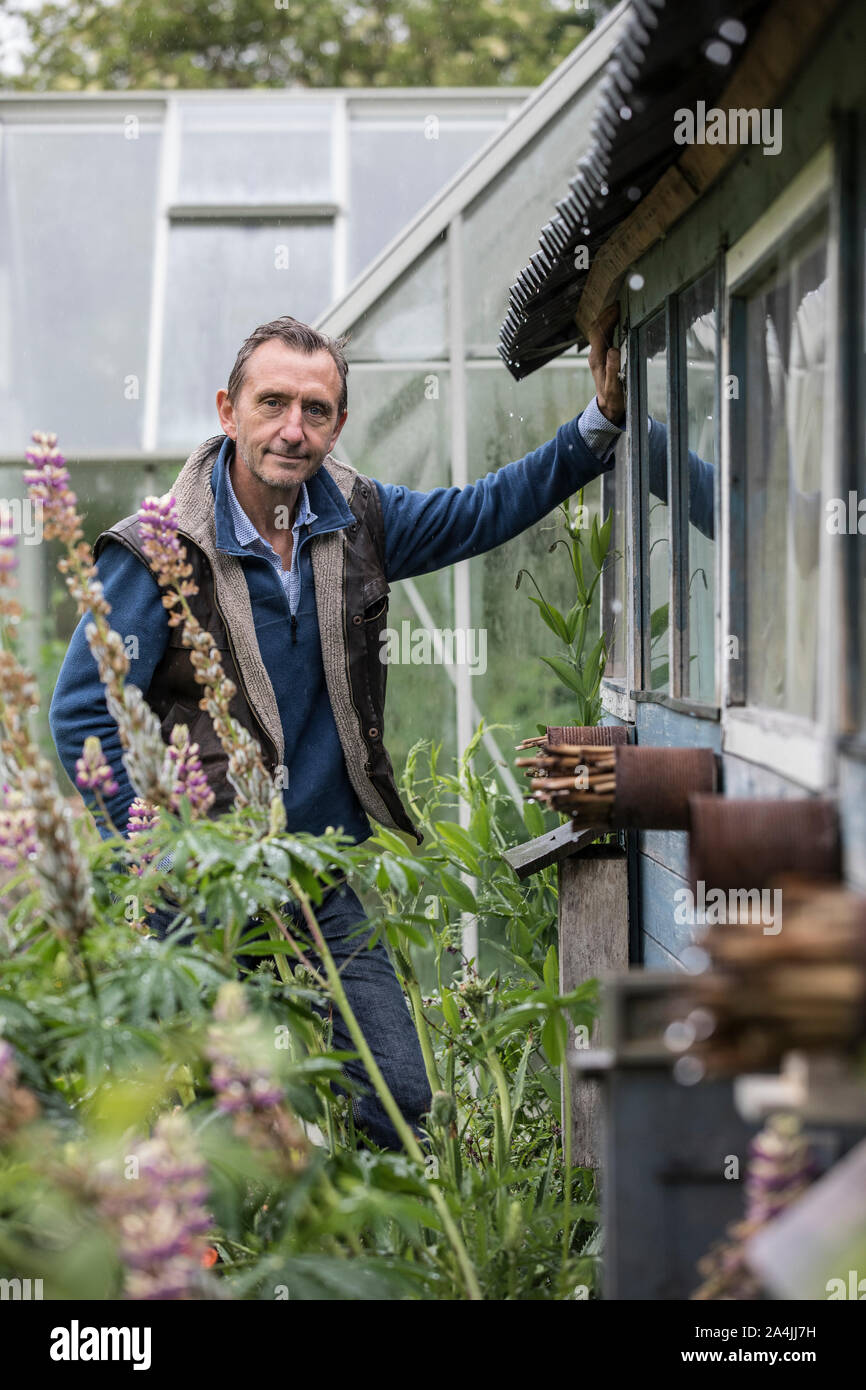 Dave Goulson, Professor of Biology. Specializing in the ecology and ...