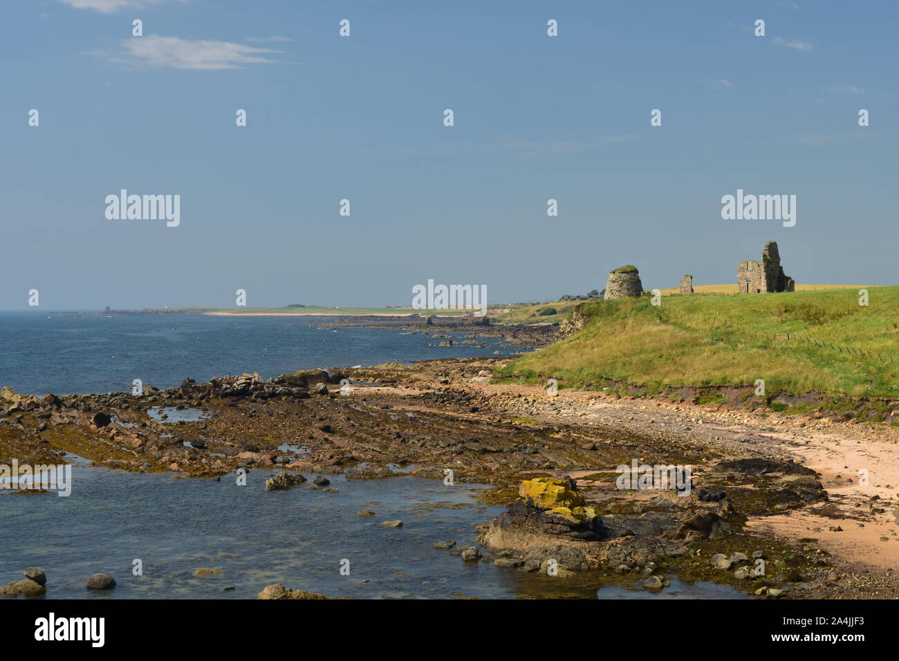 Shoreline and Newark castle ruins, St Monans 2, Fife Stock Photo - Alamy
