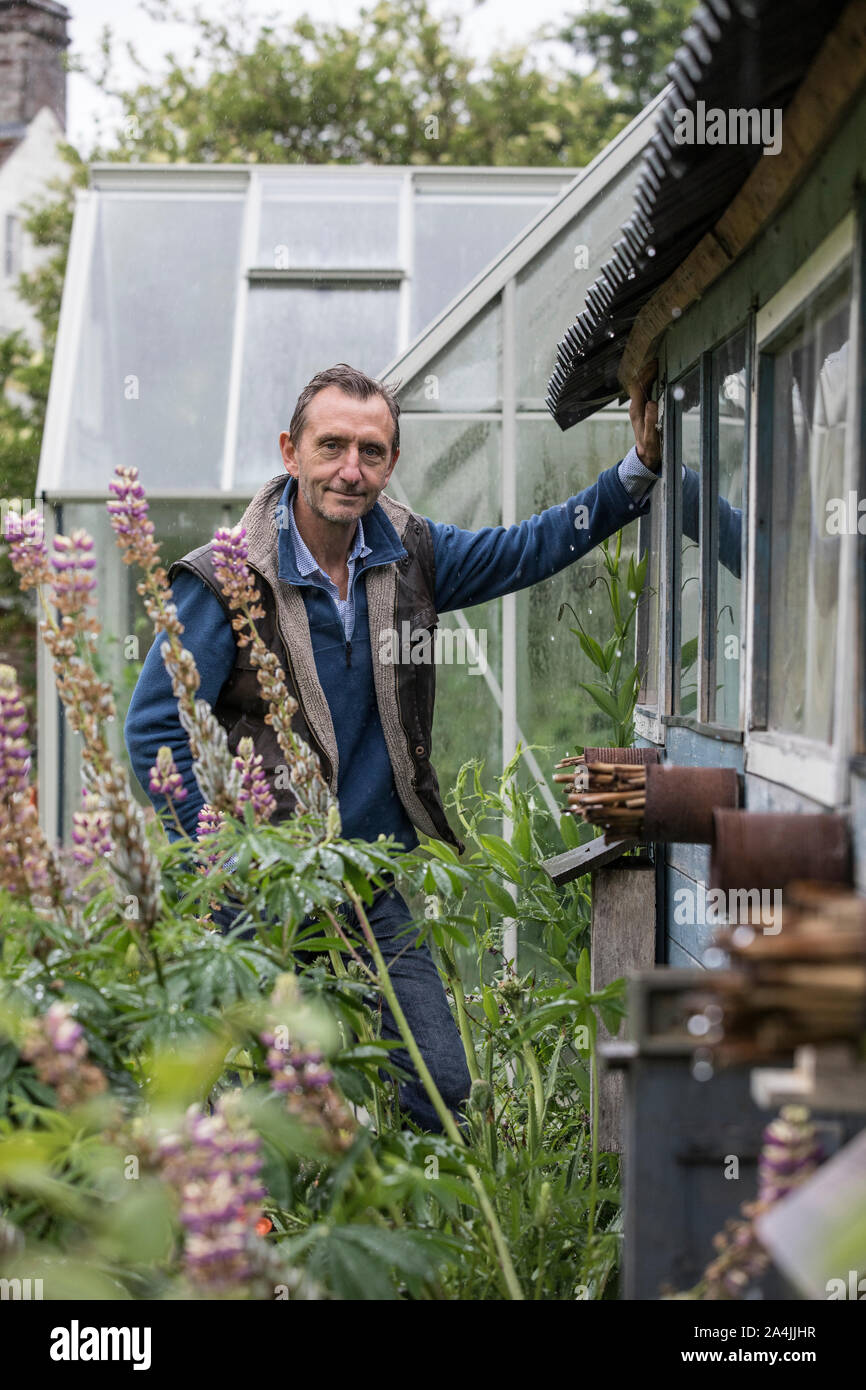 Dave Goulson, Professor of Biology. Specializing in the ecology and ...