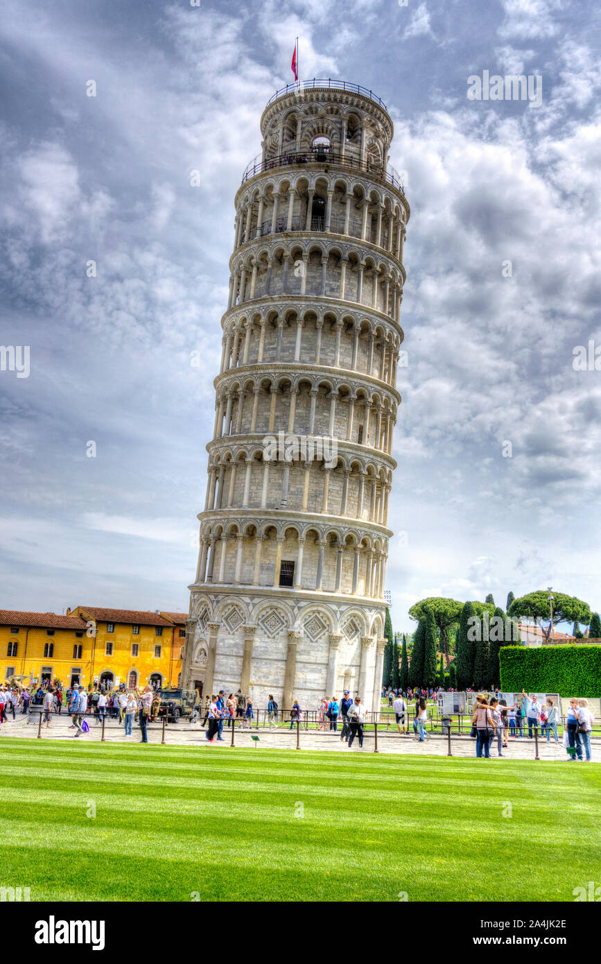 Italy, Tuscany, Pisa, the leaning tower in Piazza dei Miracoli Stock ...