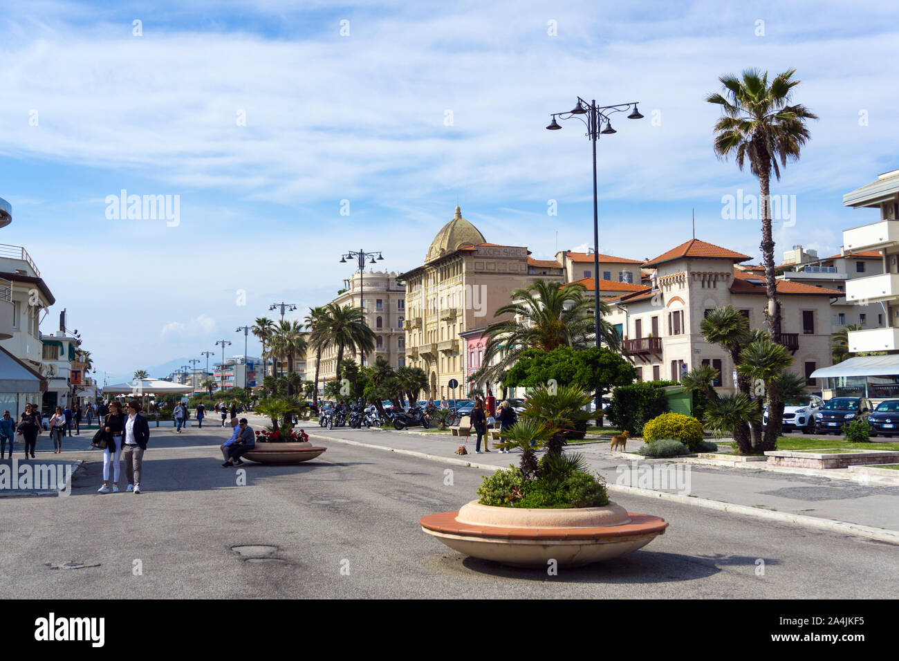 Viareggio promenade hi-res stock photography and images - Alamy