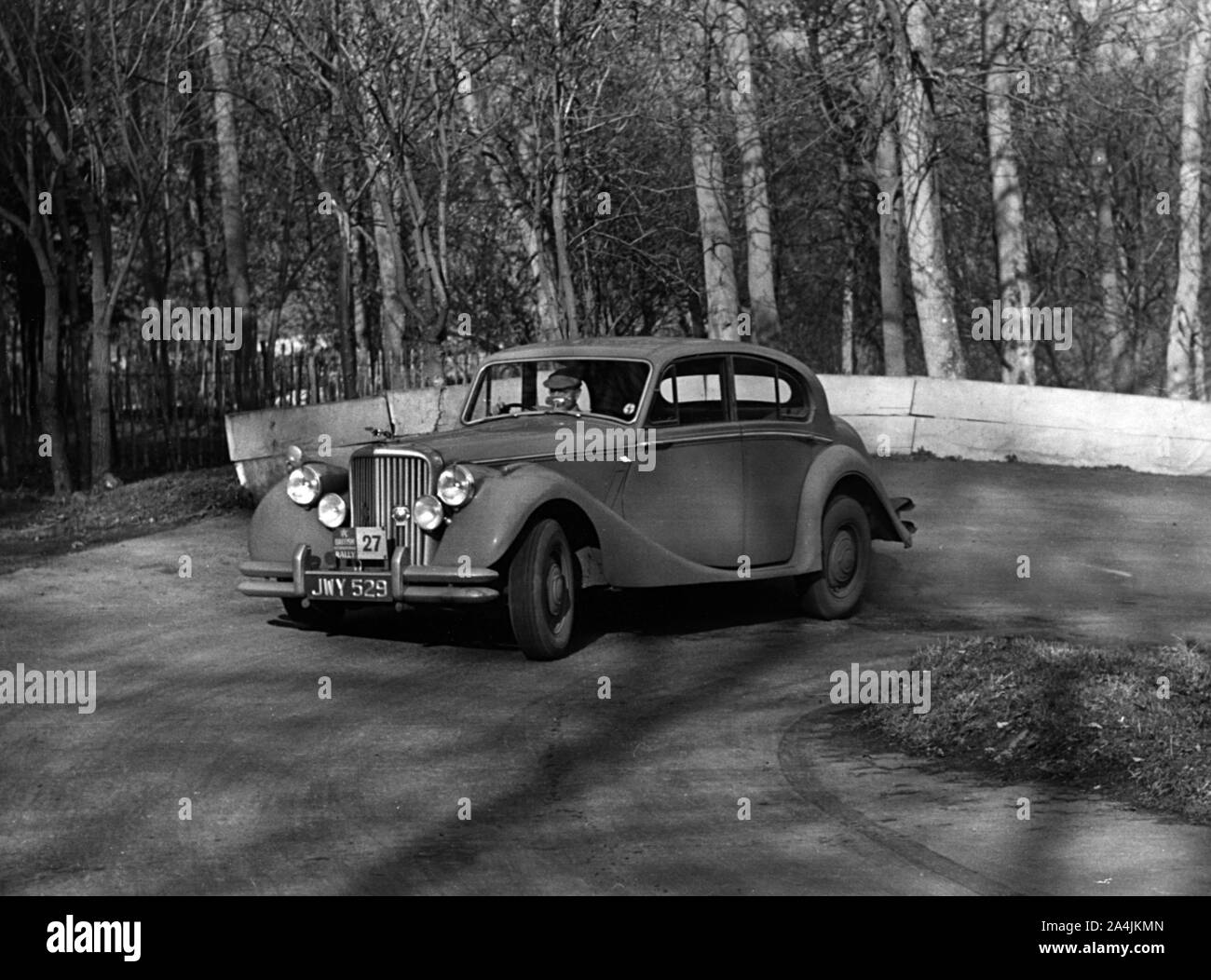 Jaguar Mk V, RAC rally 1954. Reg JWY 529 Stock Photo - Alamy