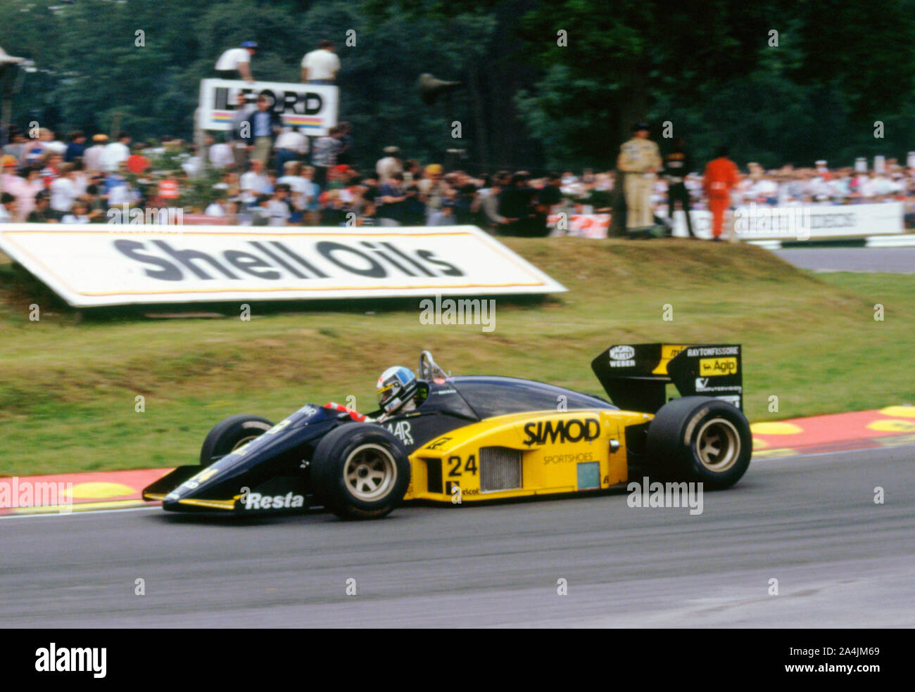 Minardi M85B, Alessandro Nannini, 1986 British Grand Prix, Brands Hatch ...