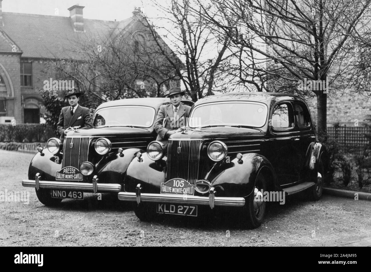 Ford v8 pilot hi-res stock photography and images - Alamy