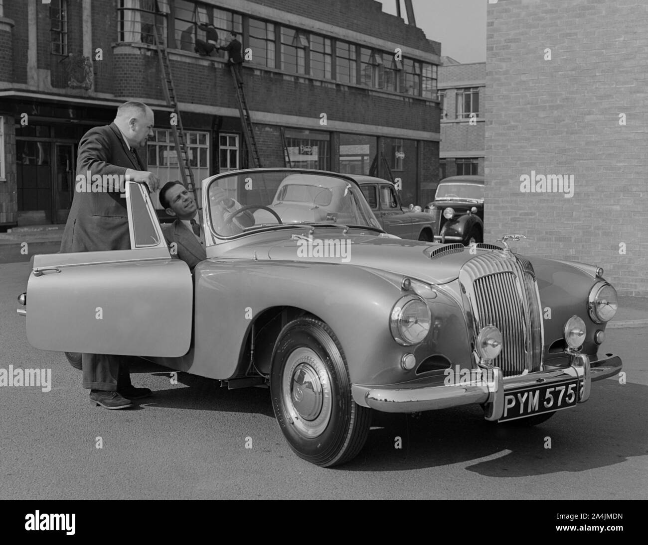 Norman wisdom actor hi-res stock photography and images - Alamy