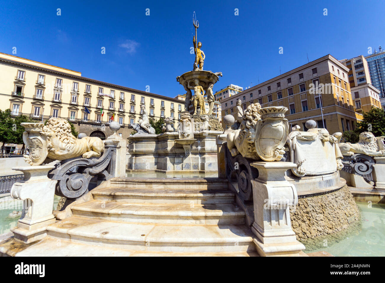 Naples (plaza or square) fountain italy hi-res stock photography and ...