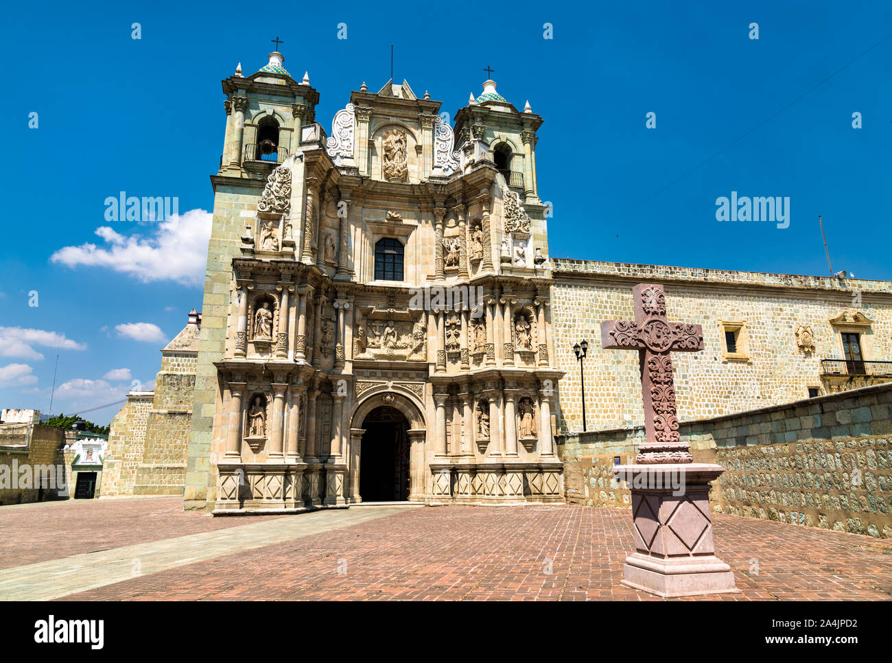 Mexican baroque architecture hi-res stock photography and images - Alamy