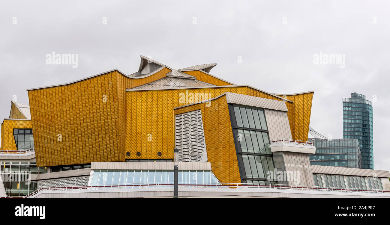 Berlin philharmonic detail hi-res stock photography and images - Alamy