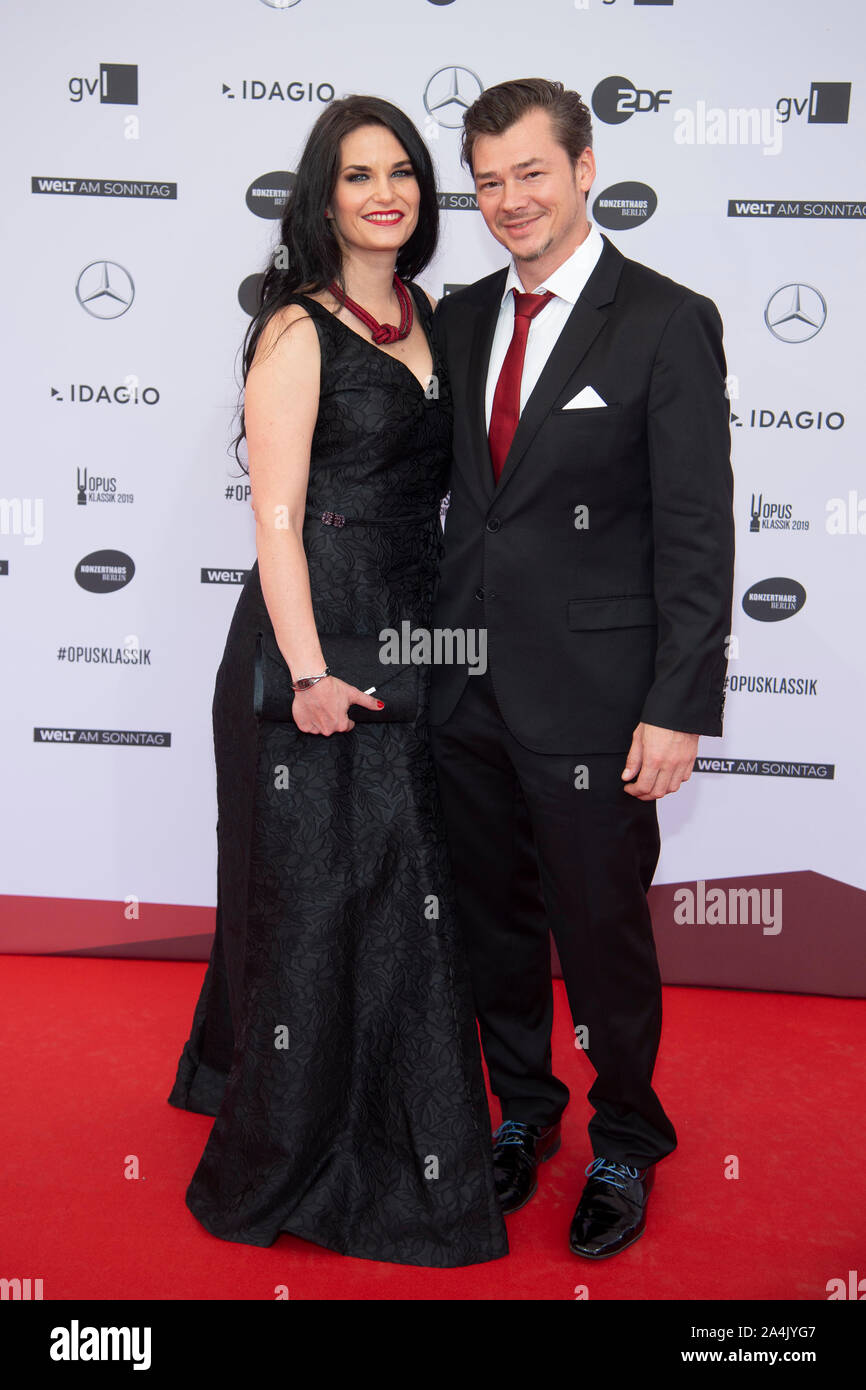 Emoke hi-res stock photography and images - Alamy