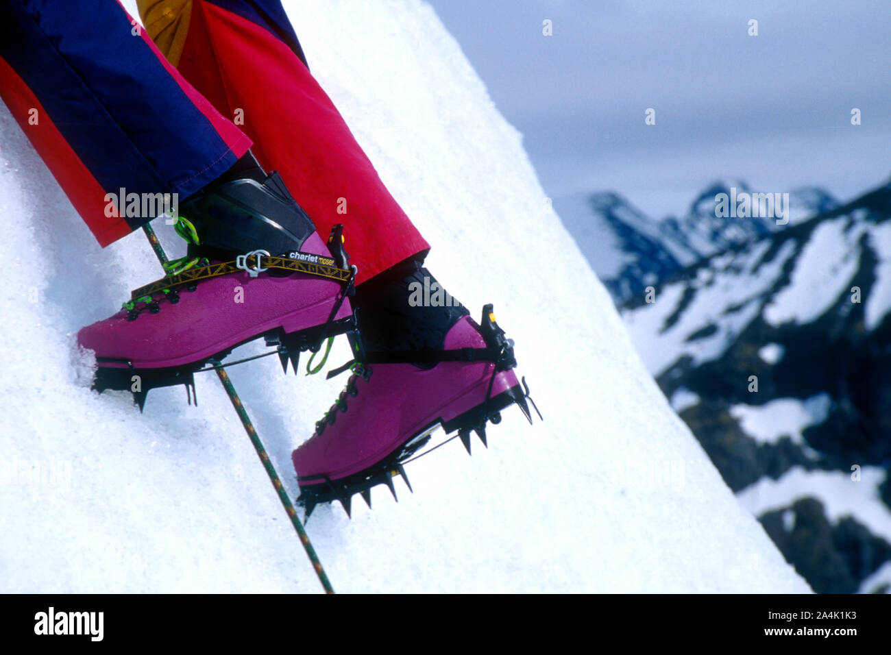 Details rock climbing in nature hi-res stock photography and images - Alamy