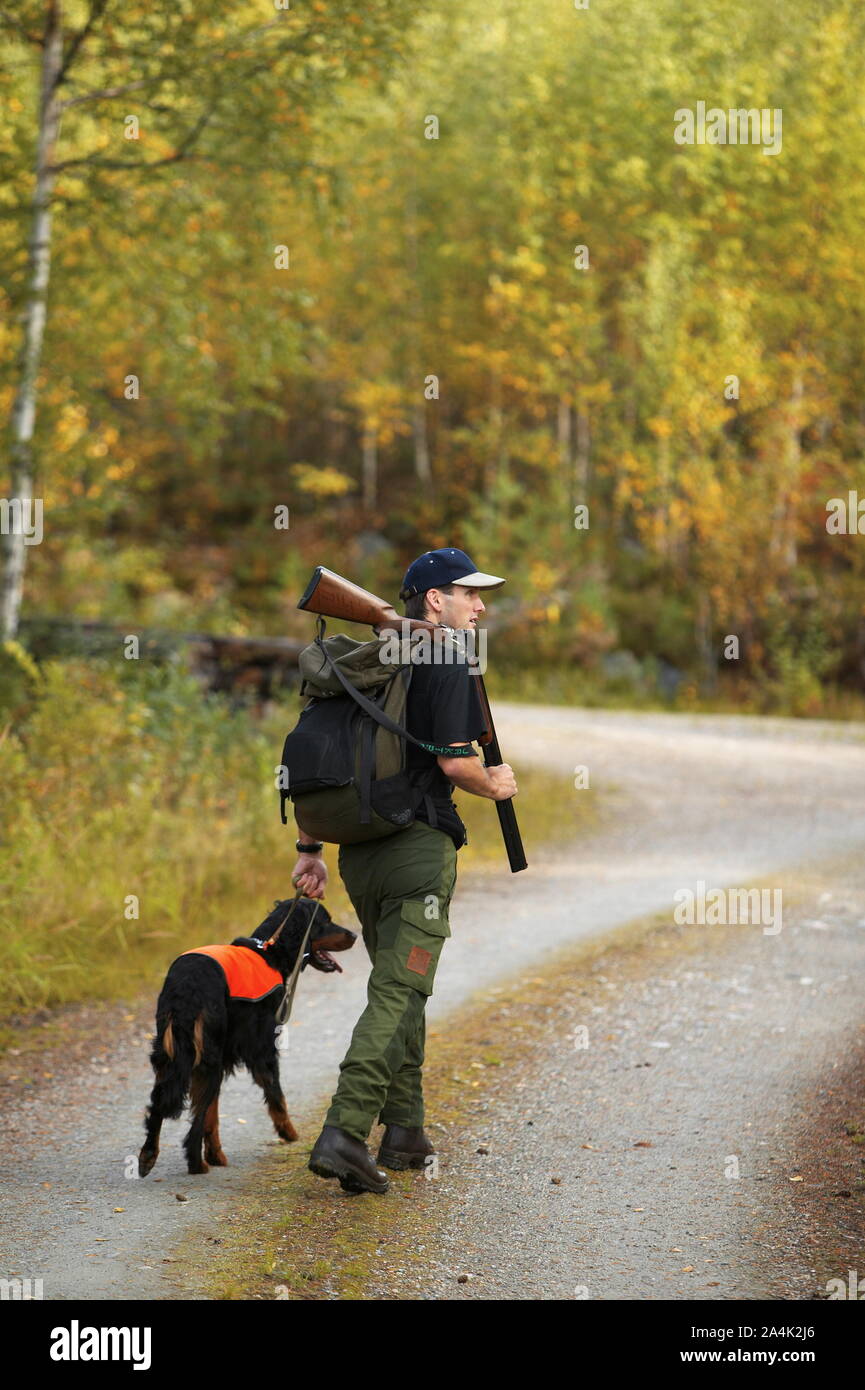 Men hunting caps hi-res stock photography and images - Alamy