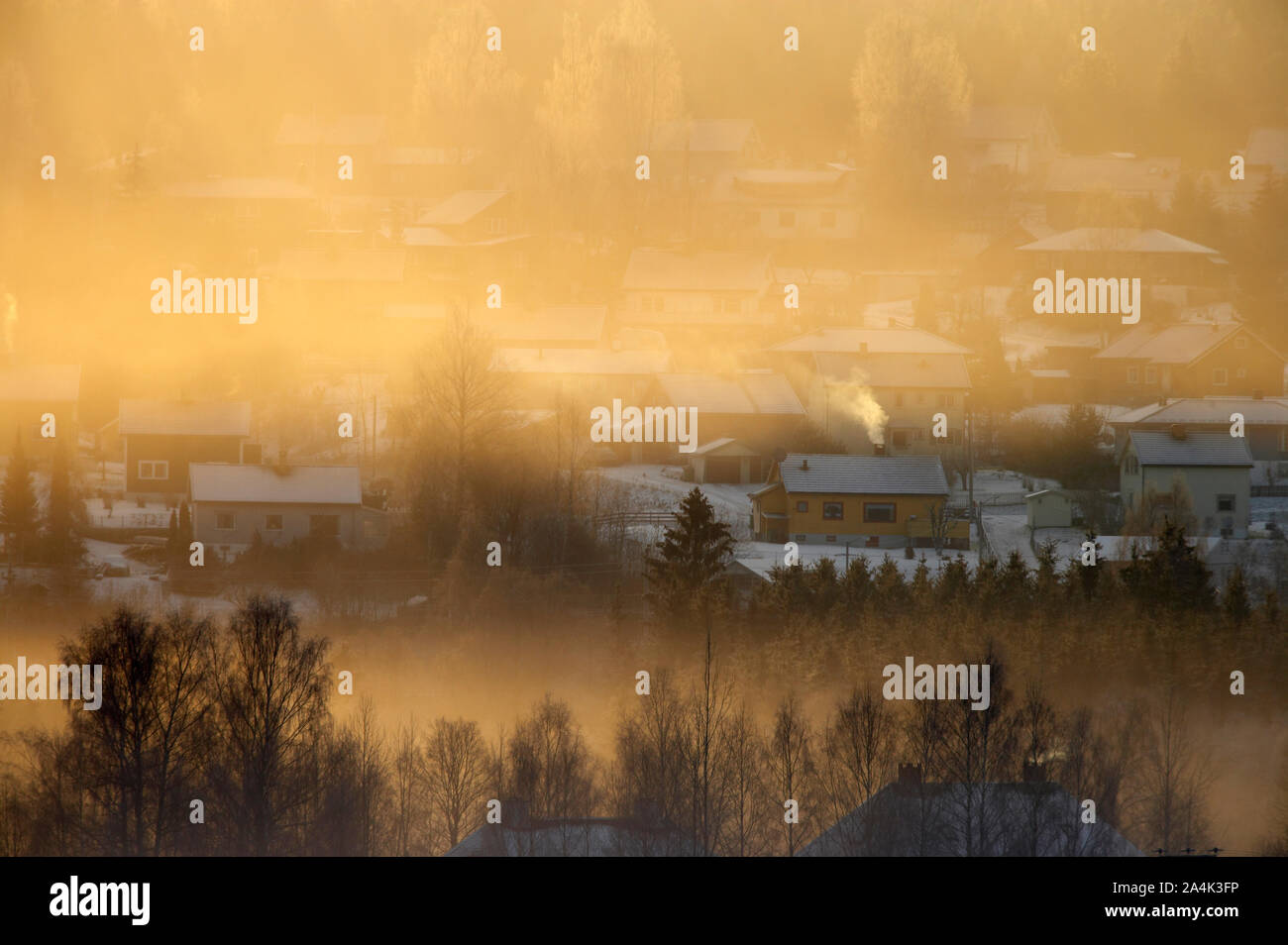Fog trees and villages hi-res stock photography and images - Alamy