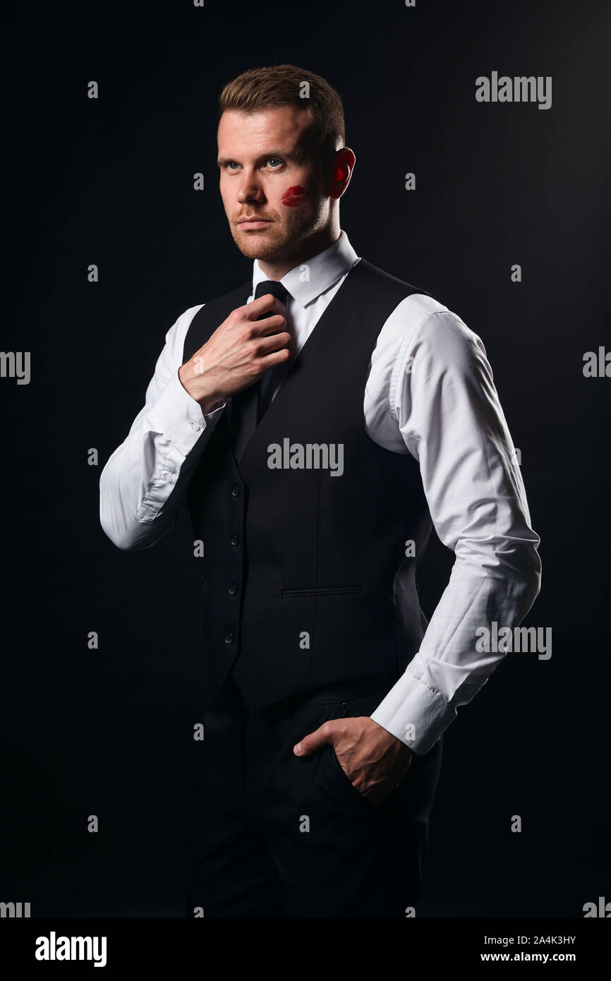 Kiss up to boss hi-res stock photography and images - Alamy