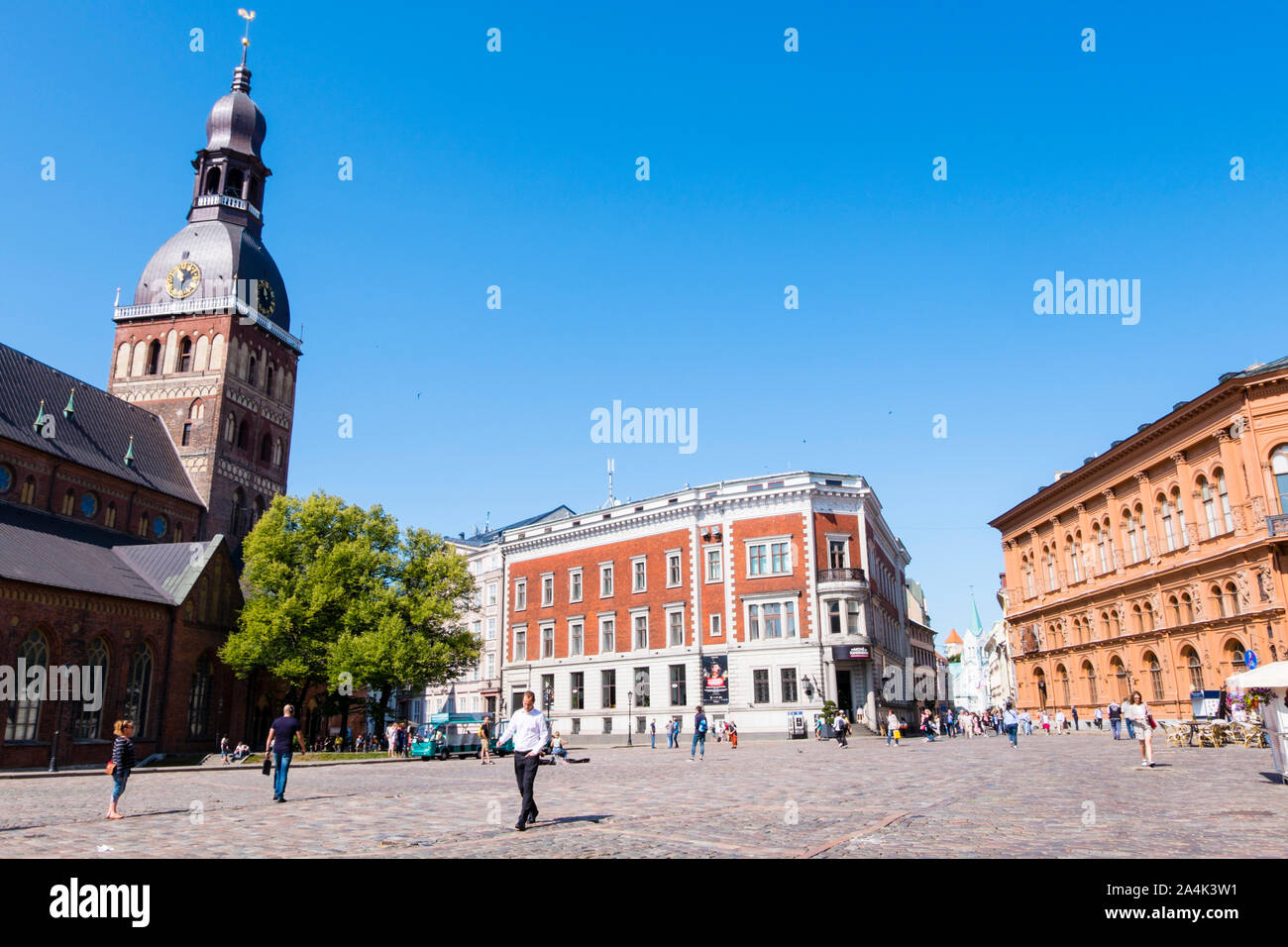 Old town summer hi-res stock photography and images - Alamy