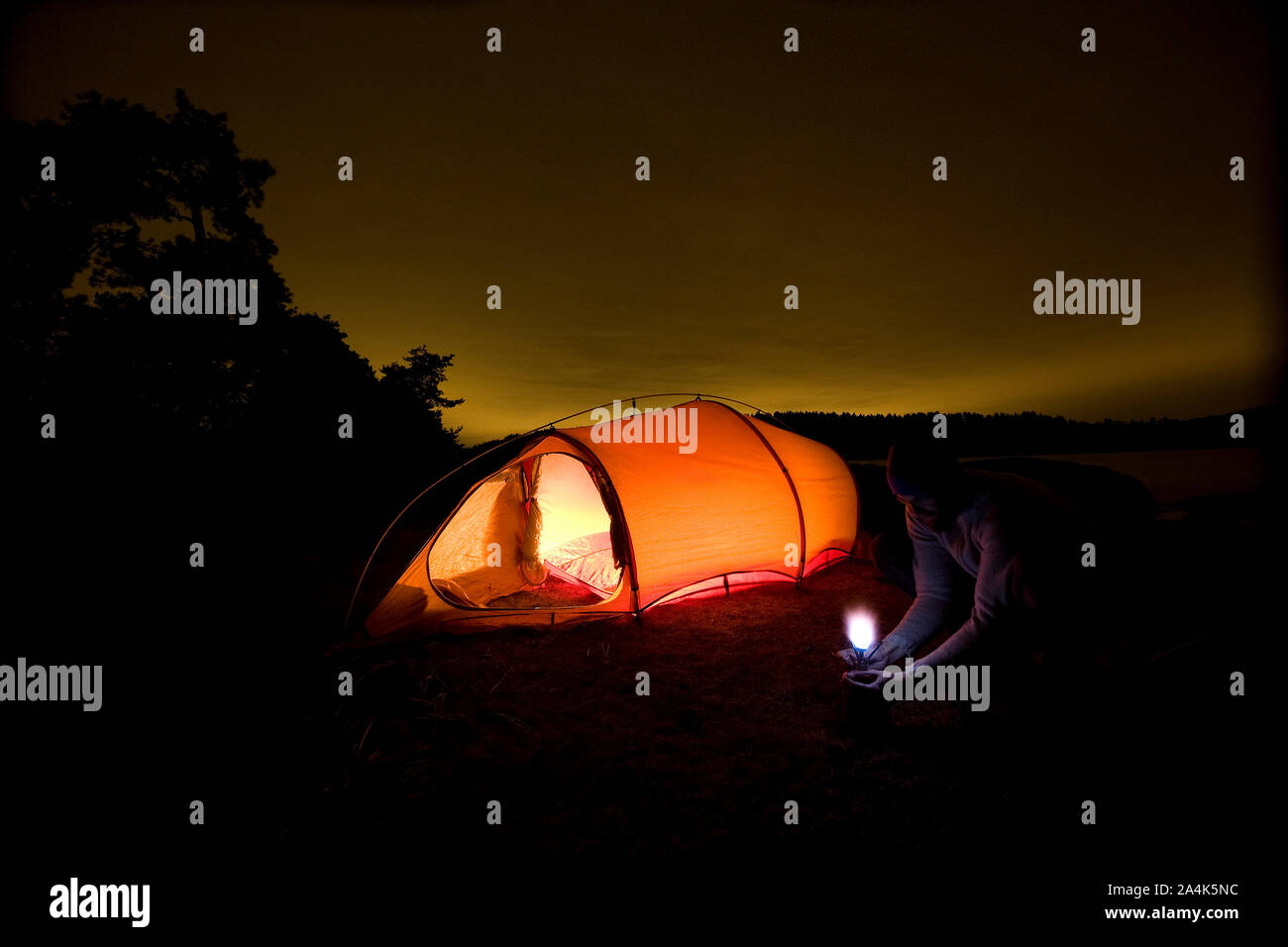 Dome tent hi-res stock photography and images - Alamy