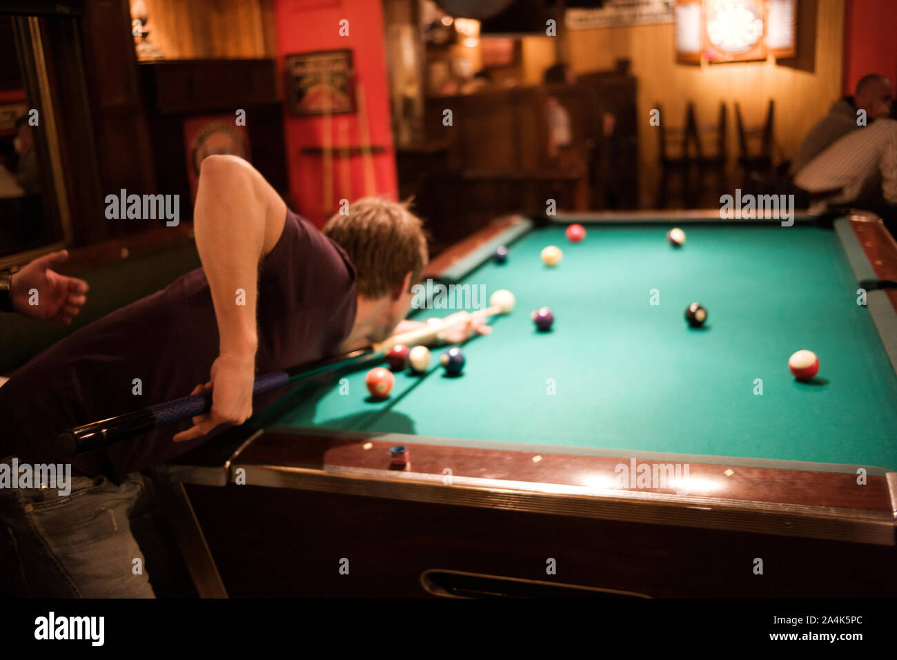 Pool parlor hi-res stock photography and images - Alamy