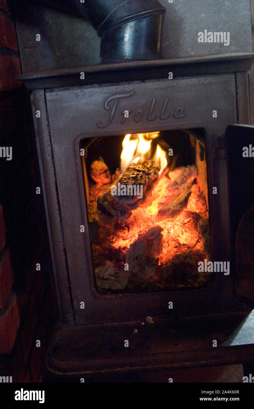 Open fireplaces hi-res stock photography and images - Alamy