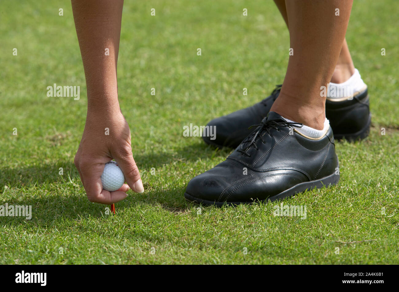 Golfers feet hi-res stock photography and images - Alamy