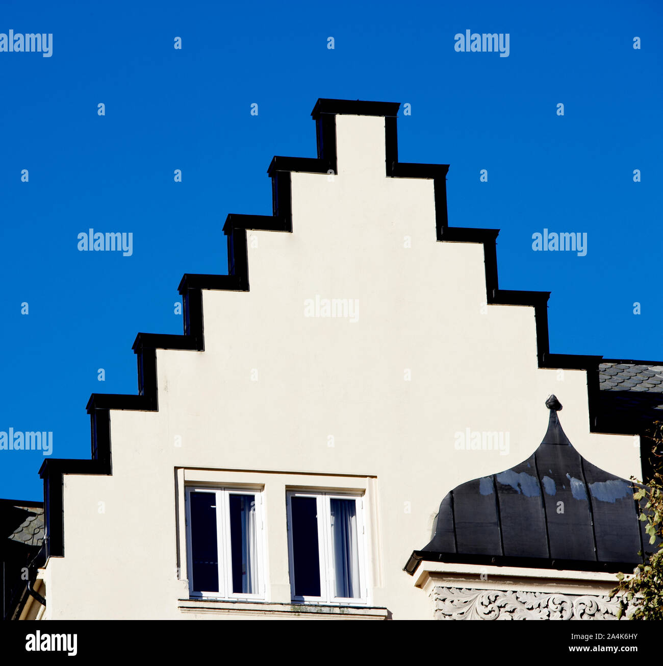 Jugend style hi-res stock photography and images - Alamy