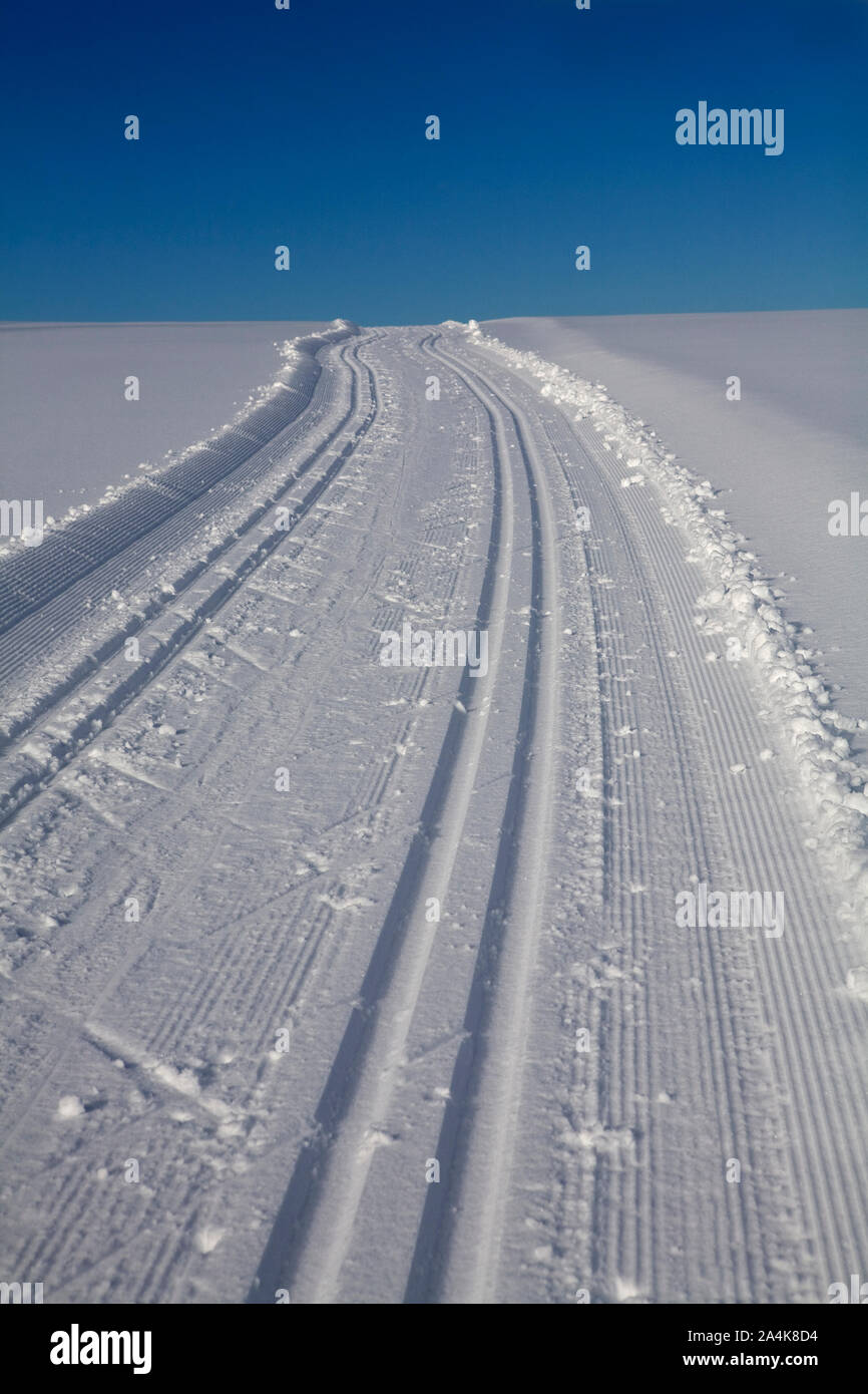 Trails tracks hi-res stock photography and images - Alamy