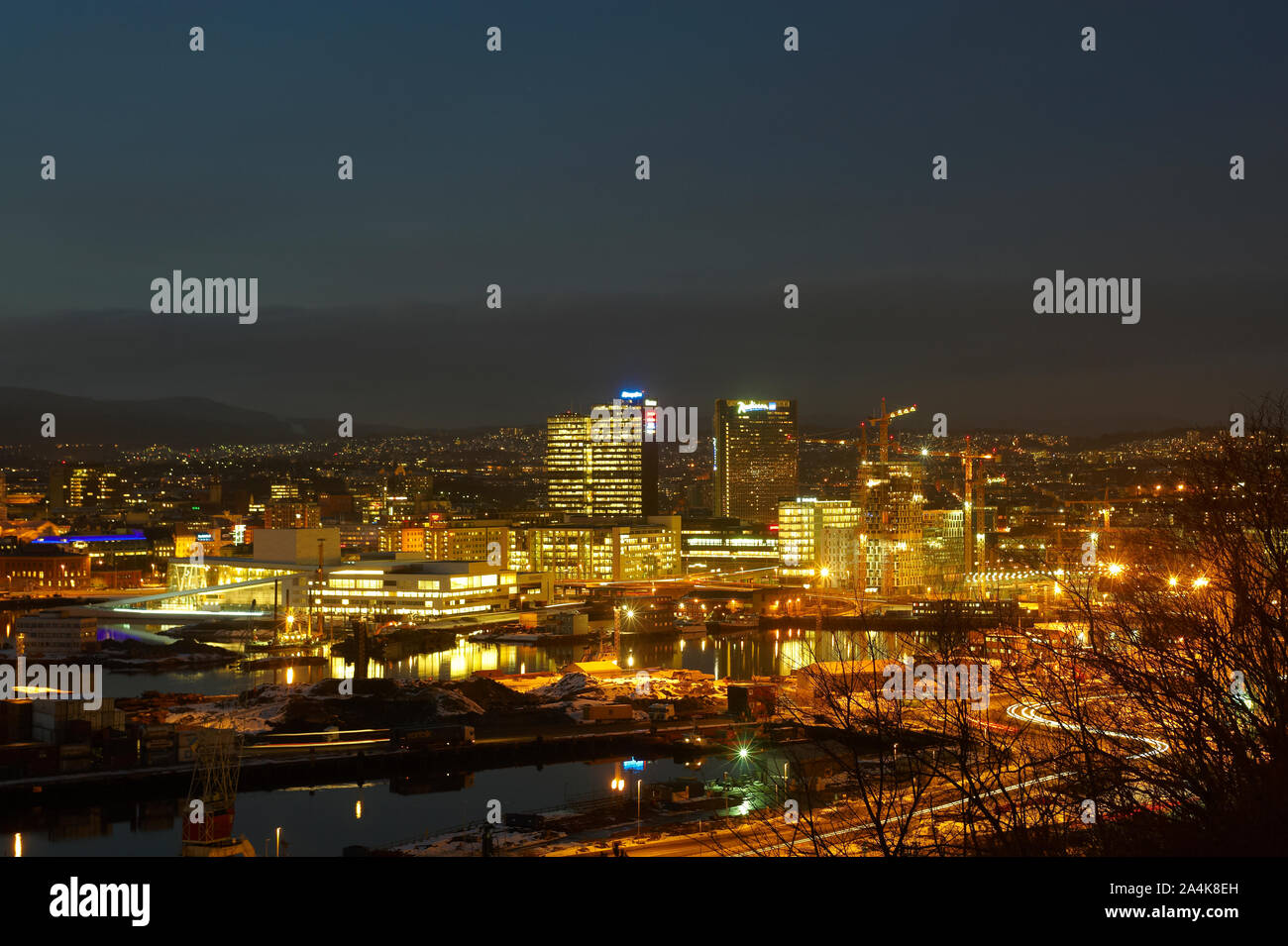 Oslo by night, view towards Bjorvika and the Operahouse Stock Photo - Alamy