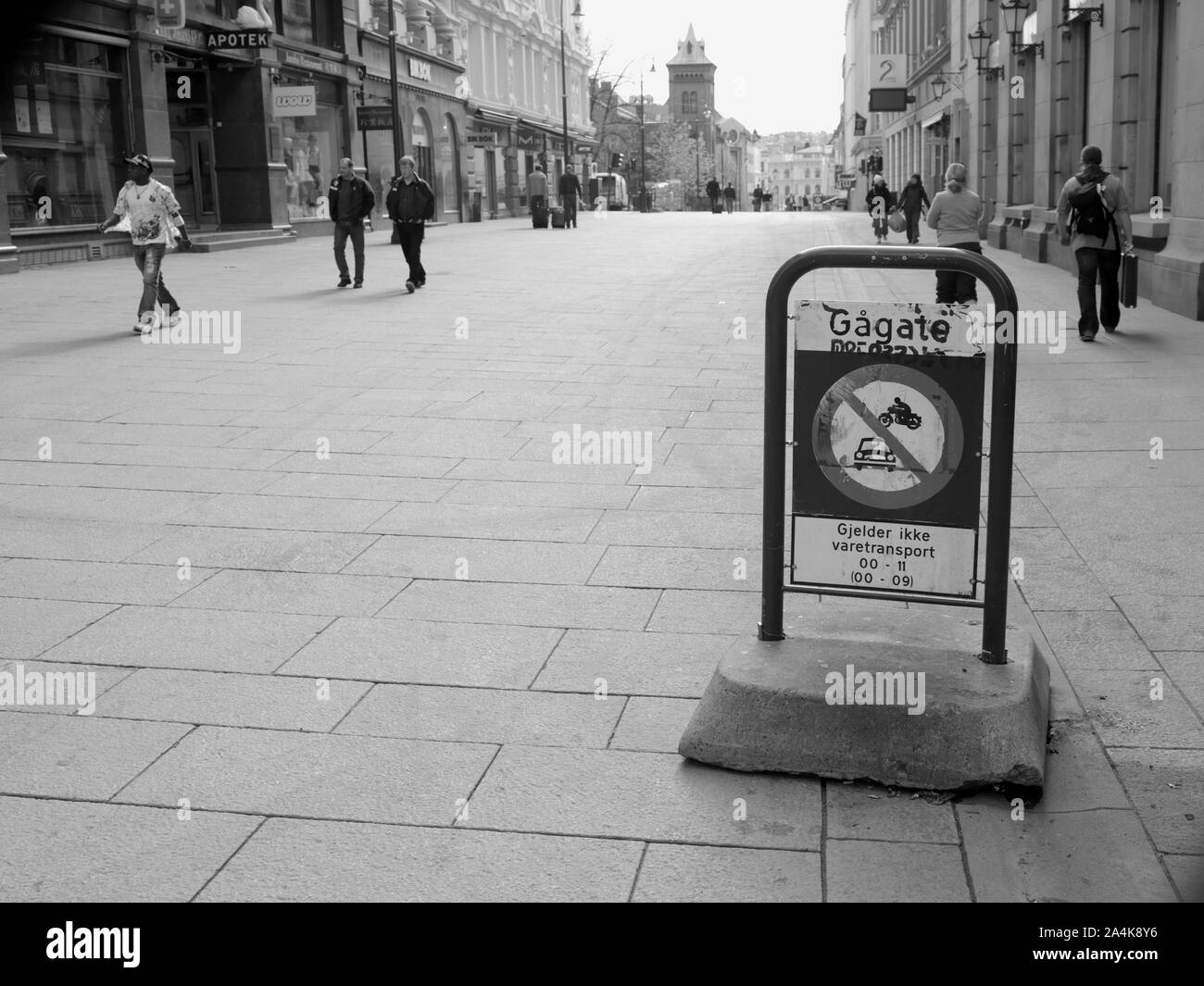 Pedestrian area in Karl Johan Street in Oslo, Norway Stock Photo - Alamy
