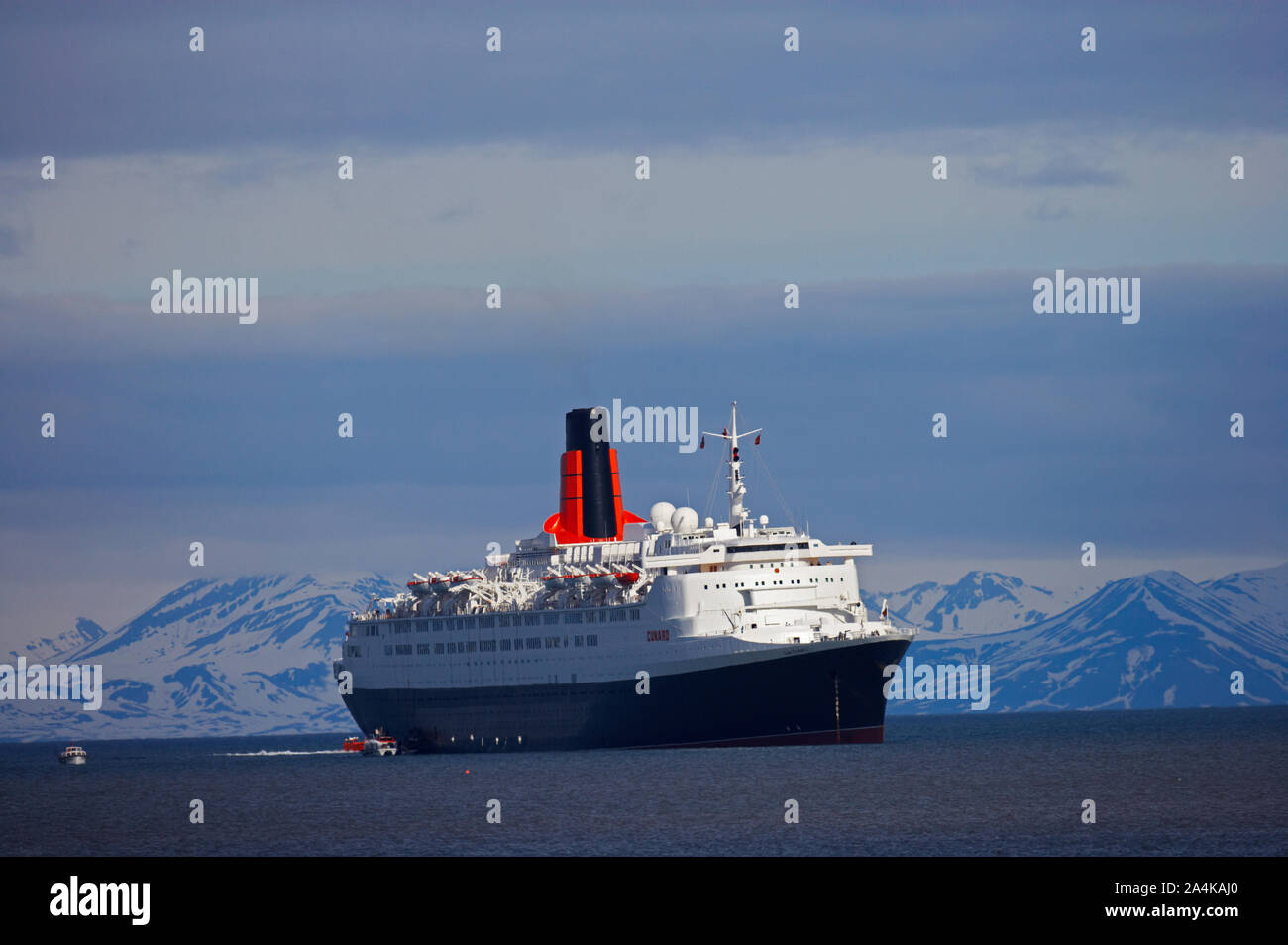 Svalbard activities hi-res stock photography and images - Alamy