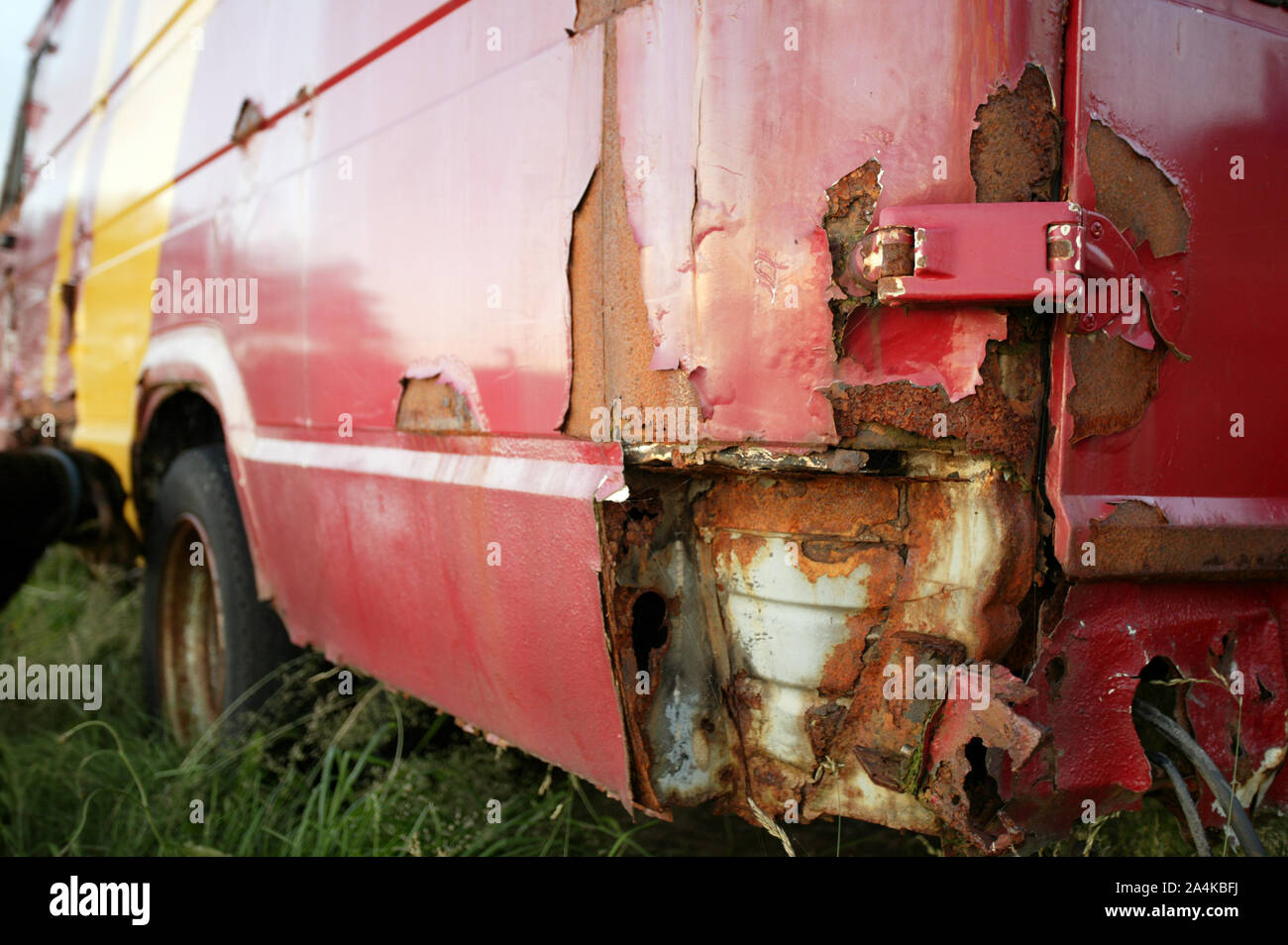Rusty vehicles hi-res stock photography and images - Alamy