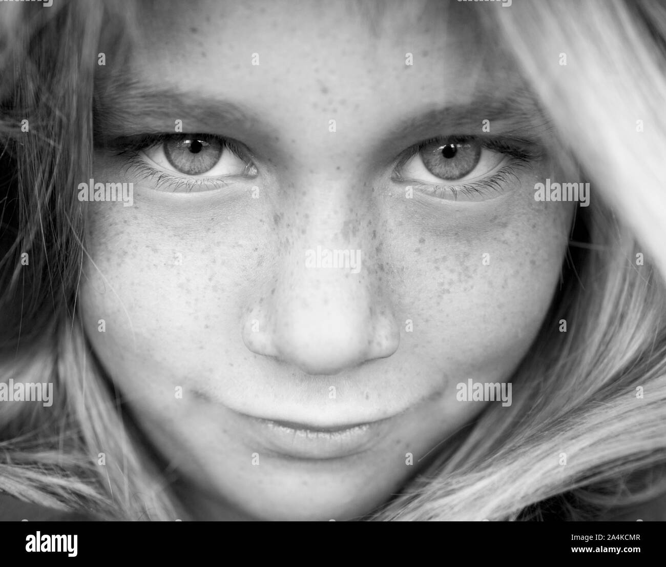 Smiling girl - portrait Stock Photo - Alamy