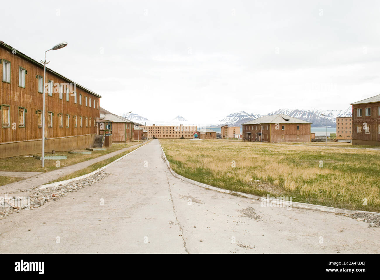 Pyramiden, Svalbard / Spitsbergen. Abandoned Russian mining village ...