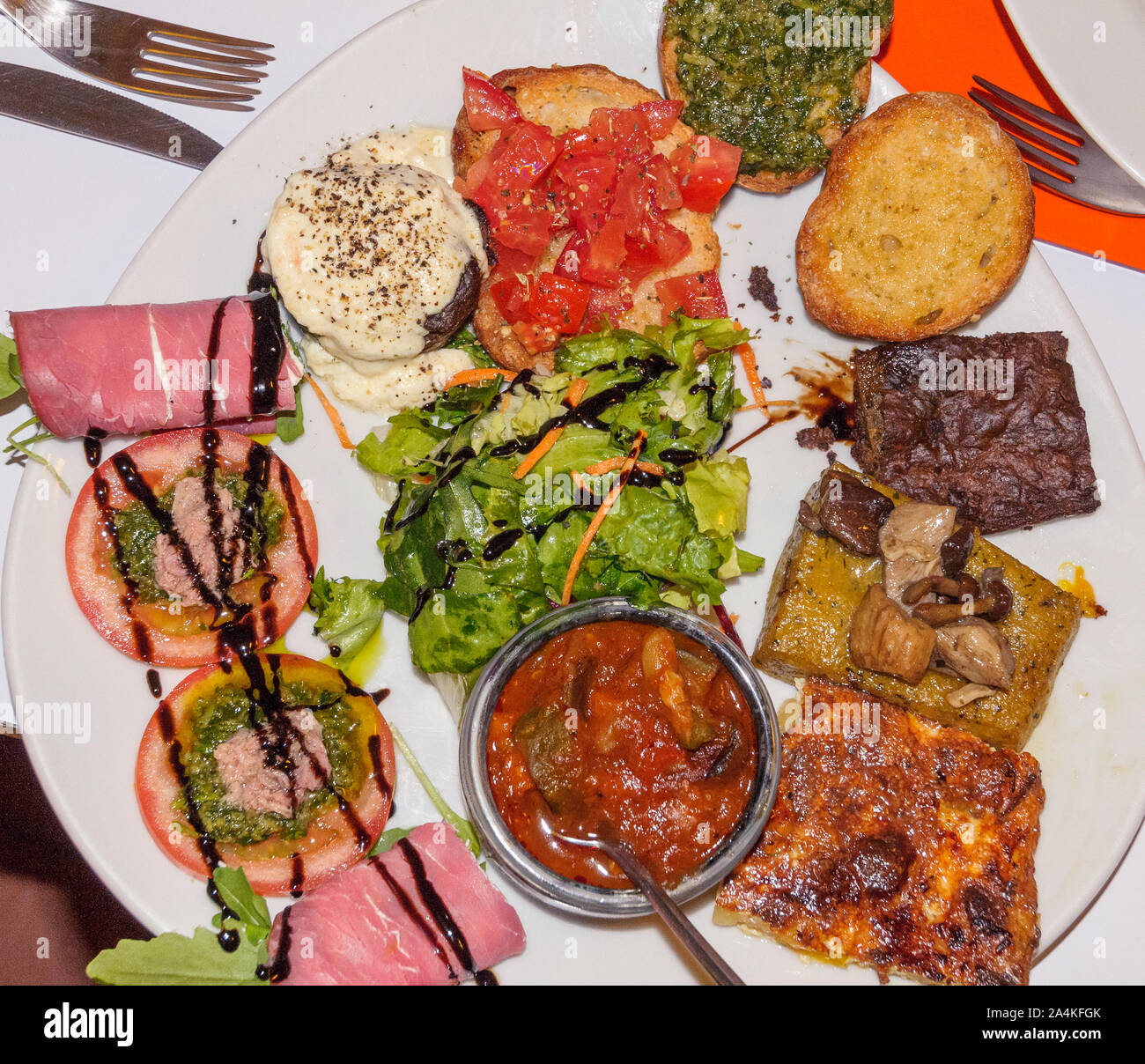 Different plate hi-res stock photography and images - Alamy