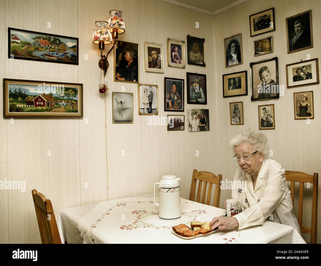 Memory issues hi-res stock photography and images - Alamy