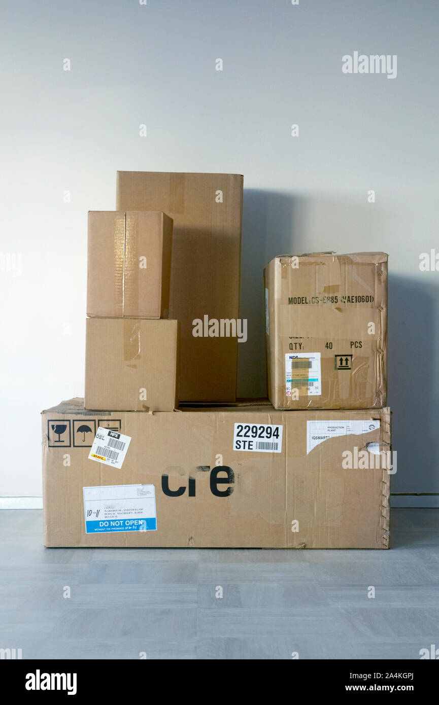 Form boxes hi-res stock photography and images - Alamy