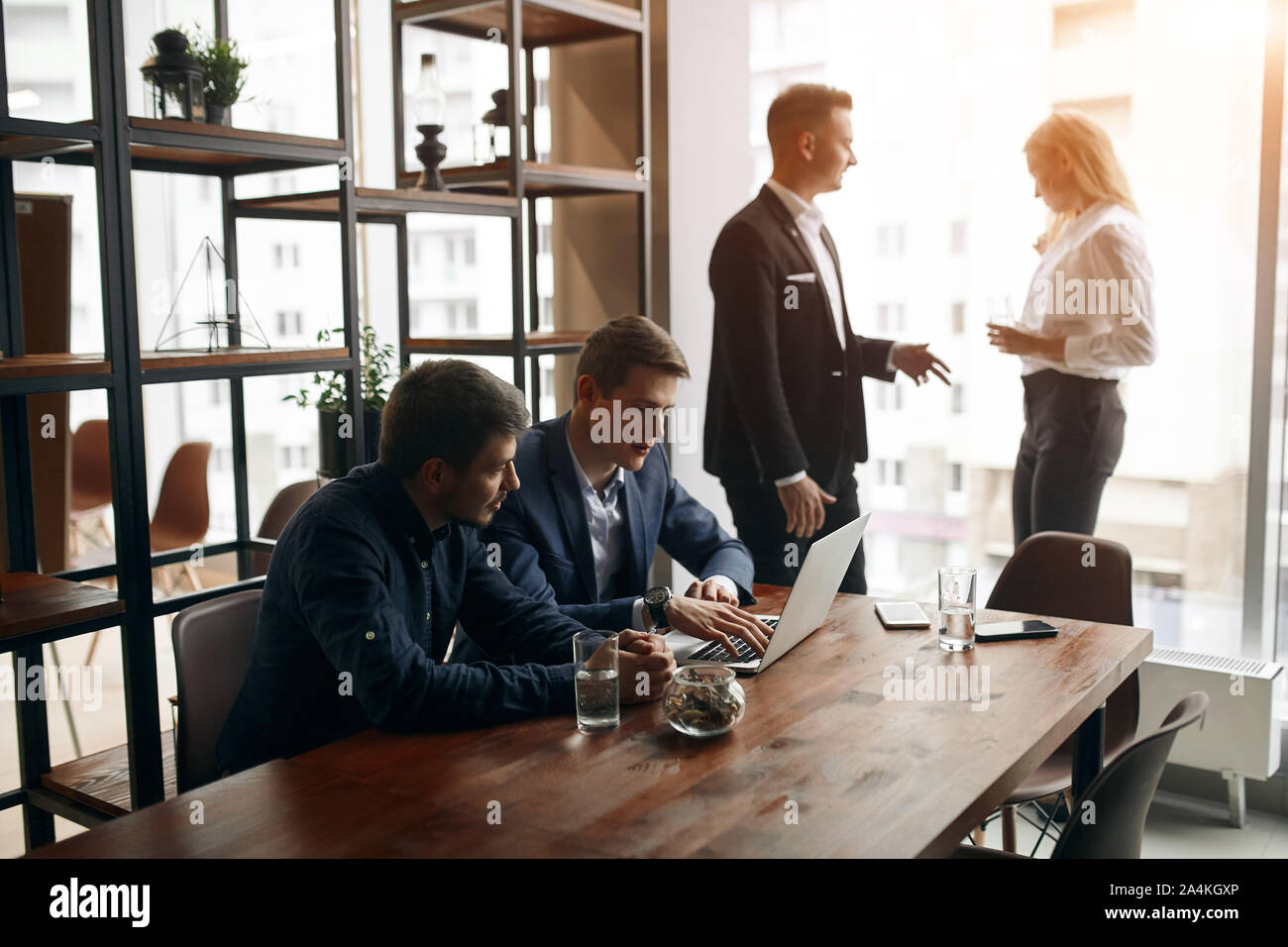 Sharing thoughts and ideas hi-res stock photography and images - Alamy