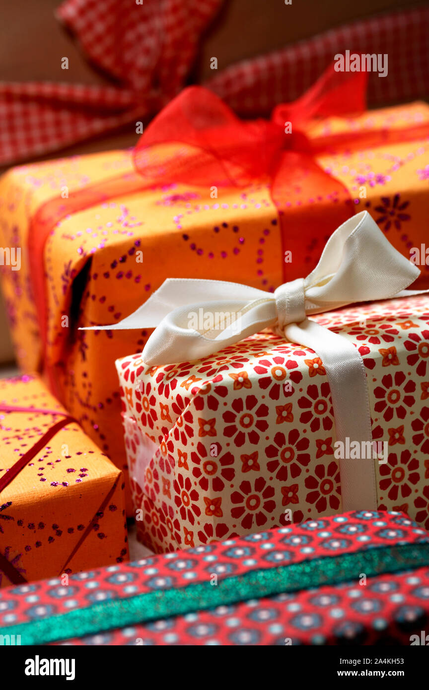 Wrapped form hi-res stock photography and images - Alamy