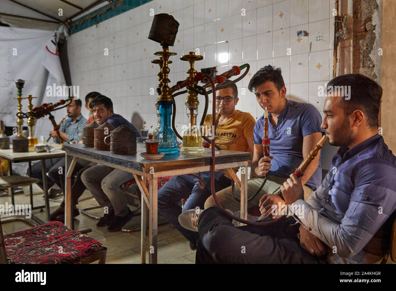 Smoking in news room hi-res stock photography and images - Alamy