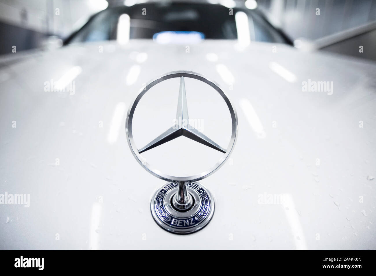 Close up of a Mercedes-Benz Stock Photo - Alamy