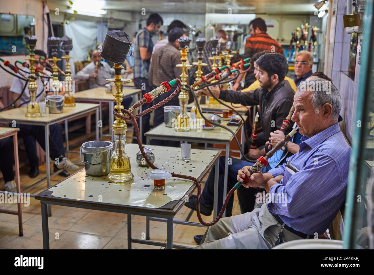 Iranian water pipe hi-res stock photography and images - Alamy