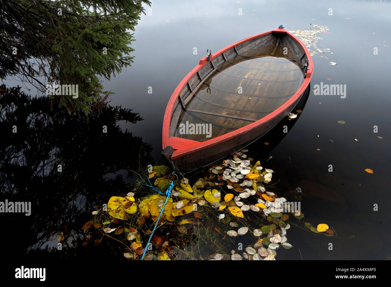 Sinking rowboat hi-res stock photography and images - Alamy