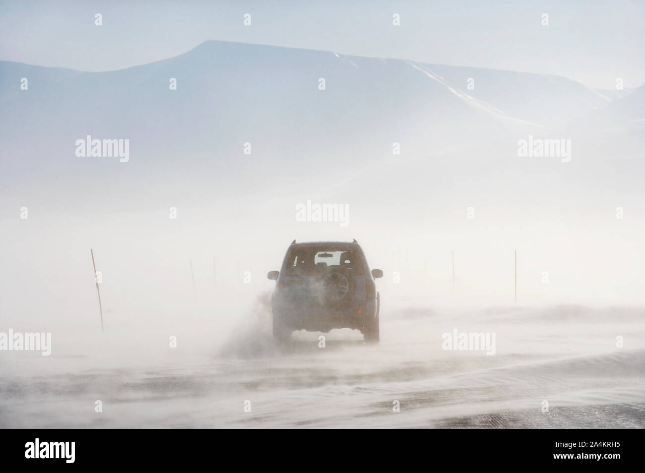 Difficult driving conditions Stock Photo - Alamy