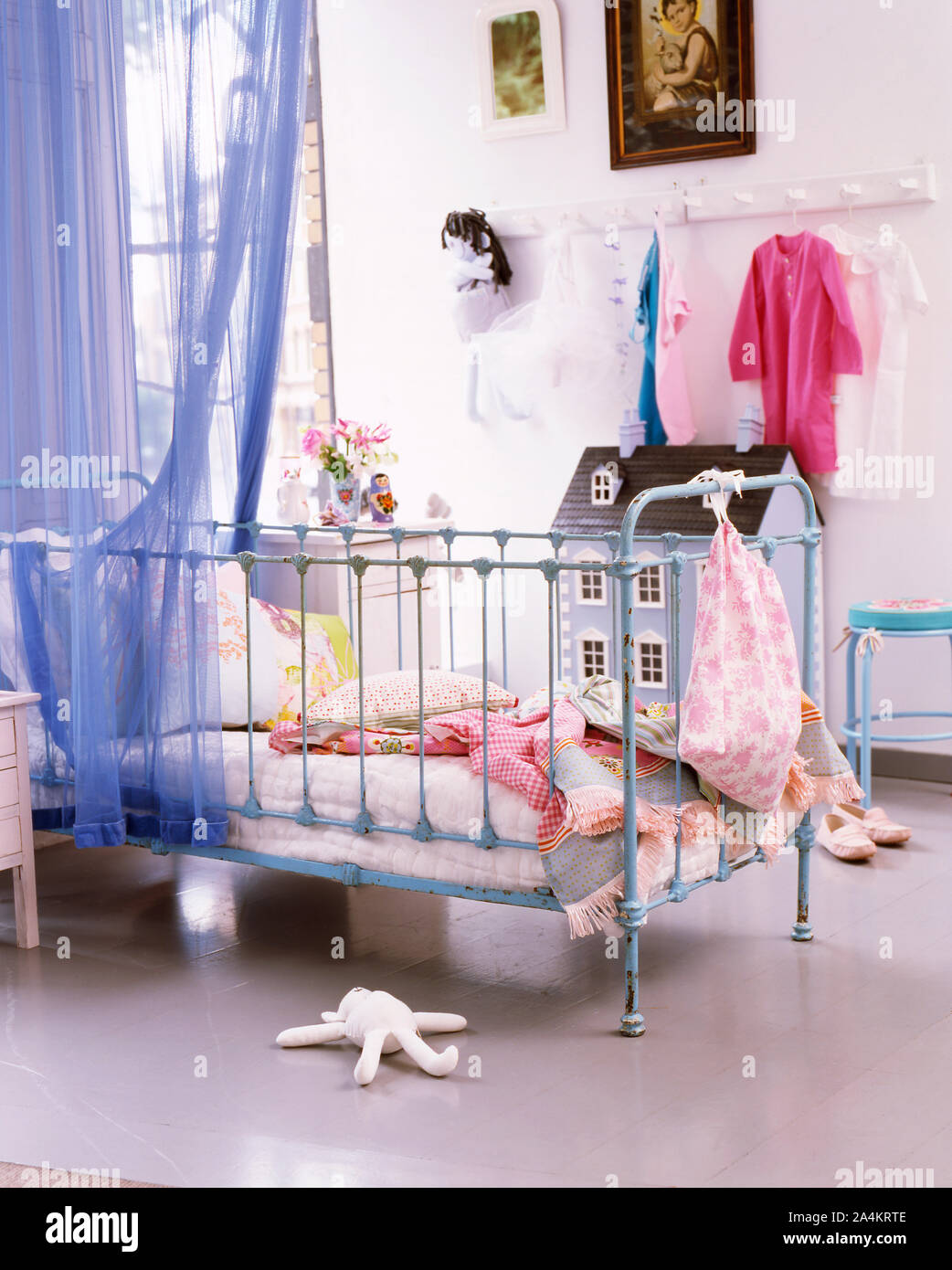 A young child ´s room - baby ´s bedroom Stock Photo - Alamy