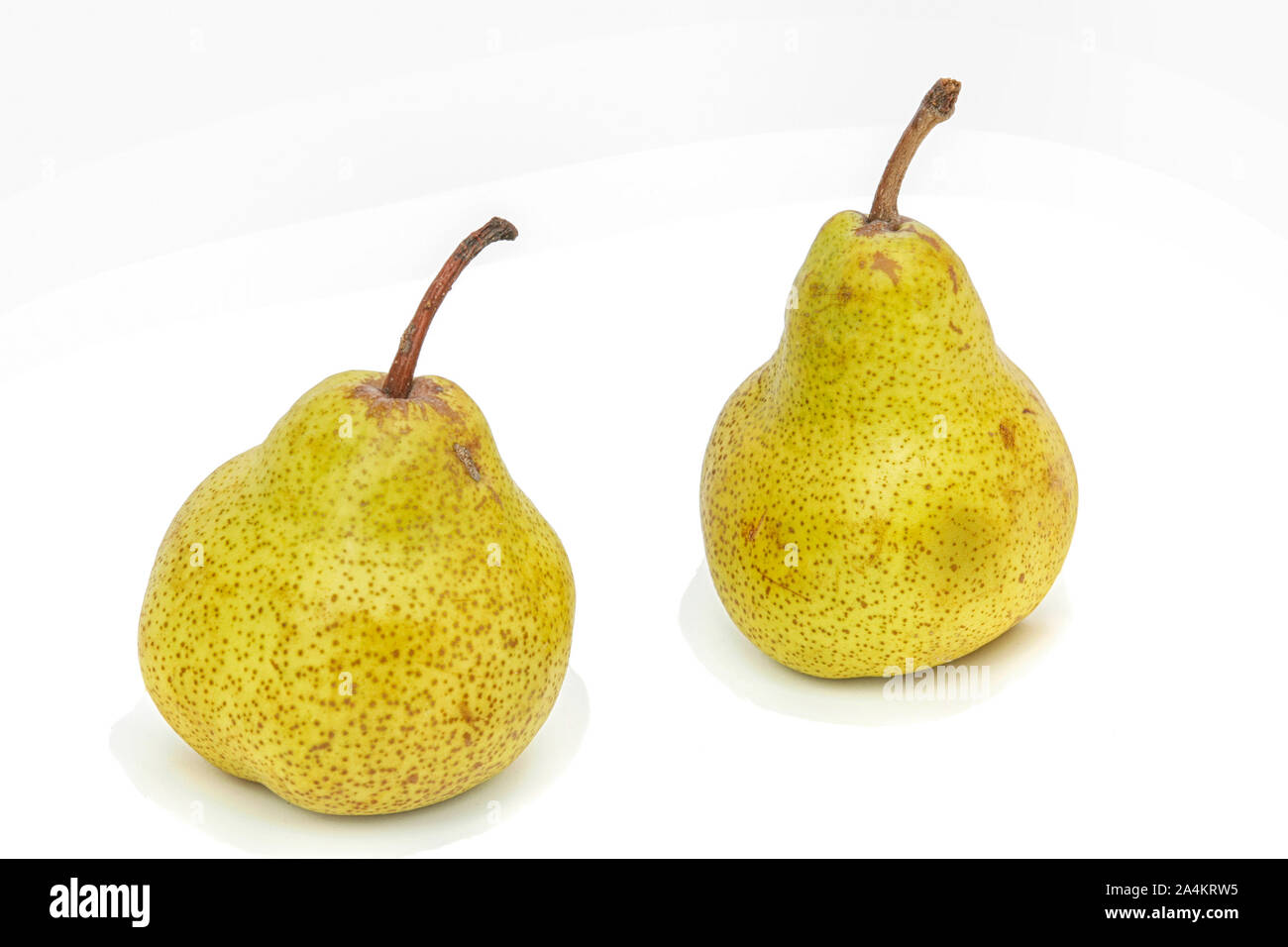 Two organic sweet pears hi-res stock photography and images - Alamy