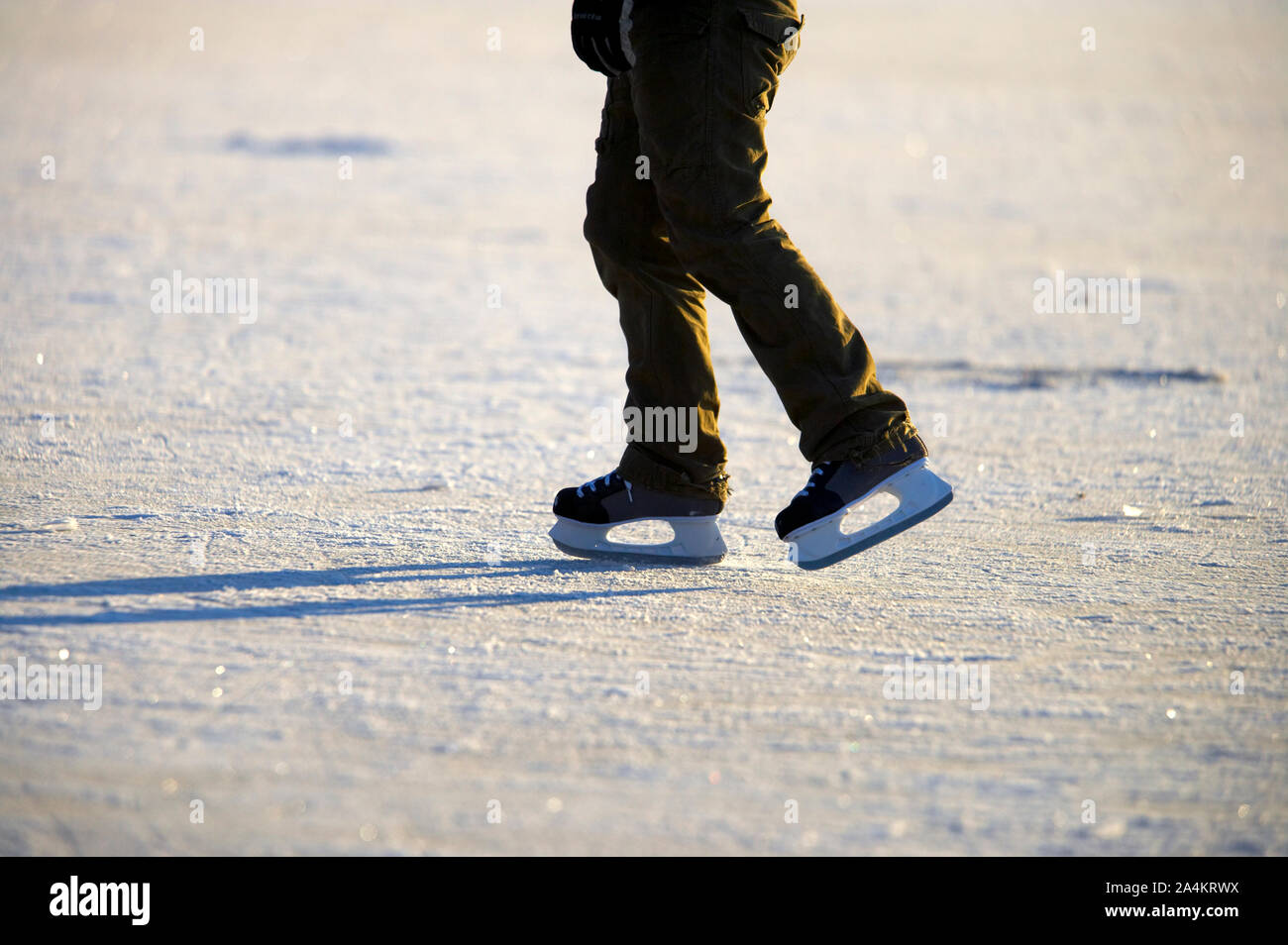 Action skating hi-res stock photography and images - Alamy