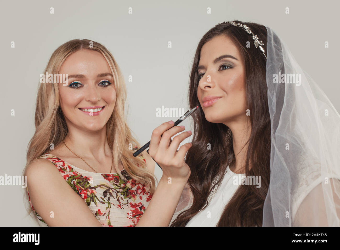 Artist model woman hi-res stock photography and images - Alamy
