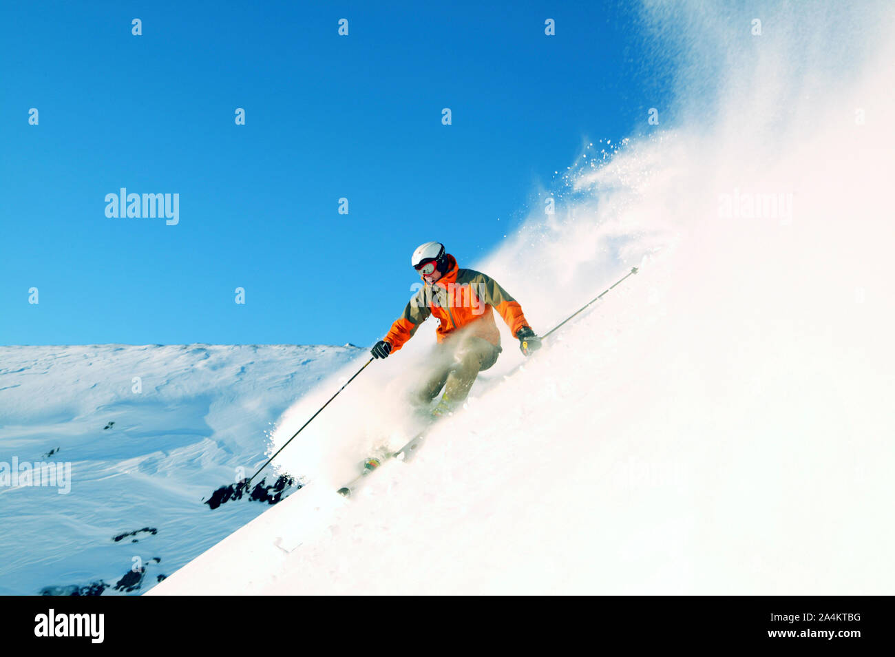 Skiing action shot hi-res stock photography and images - Alamy