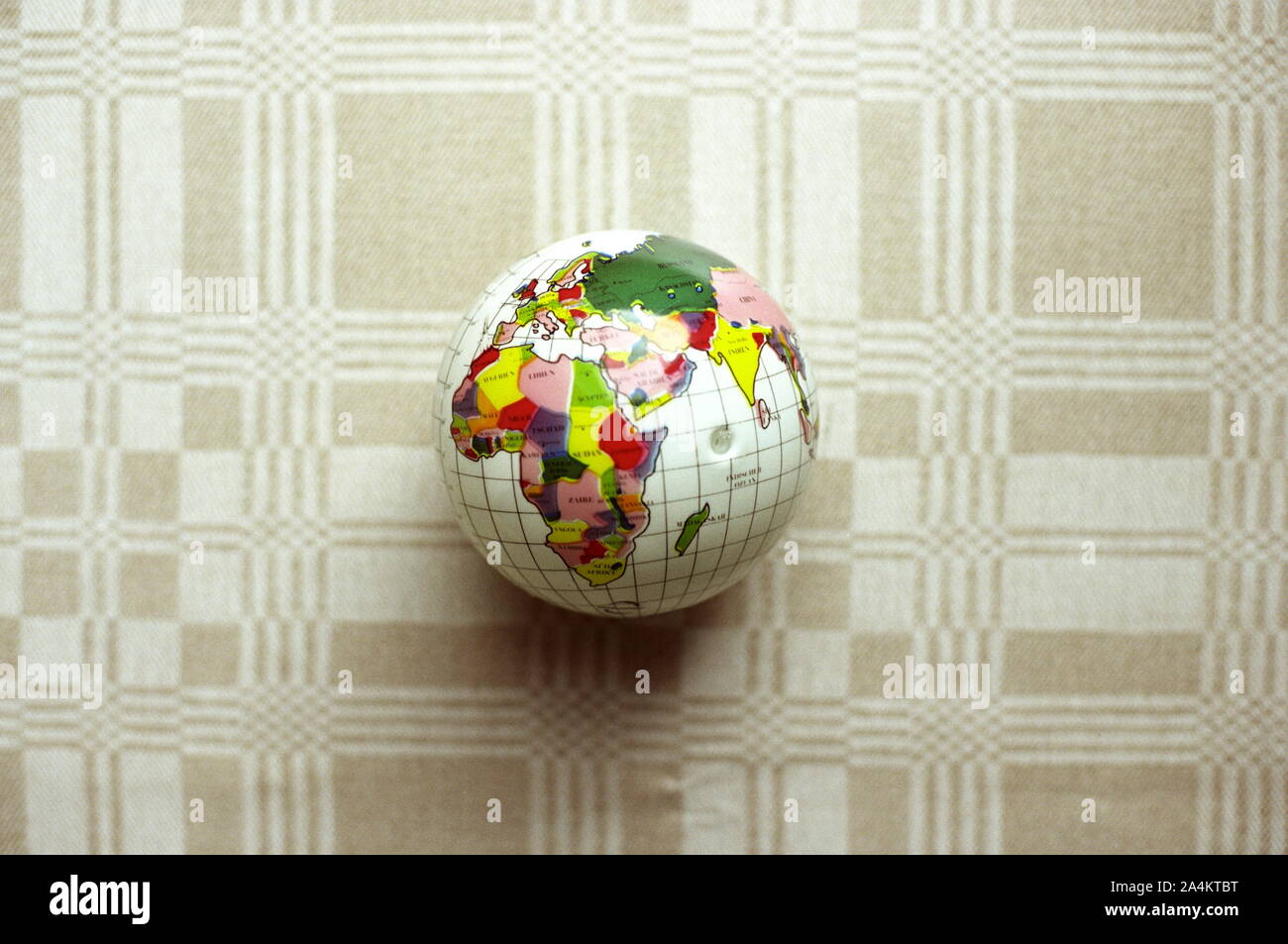 Small round objects hi-res stock photography and images - Alamy