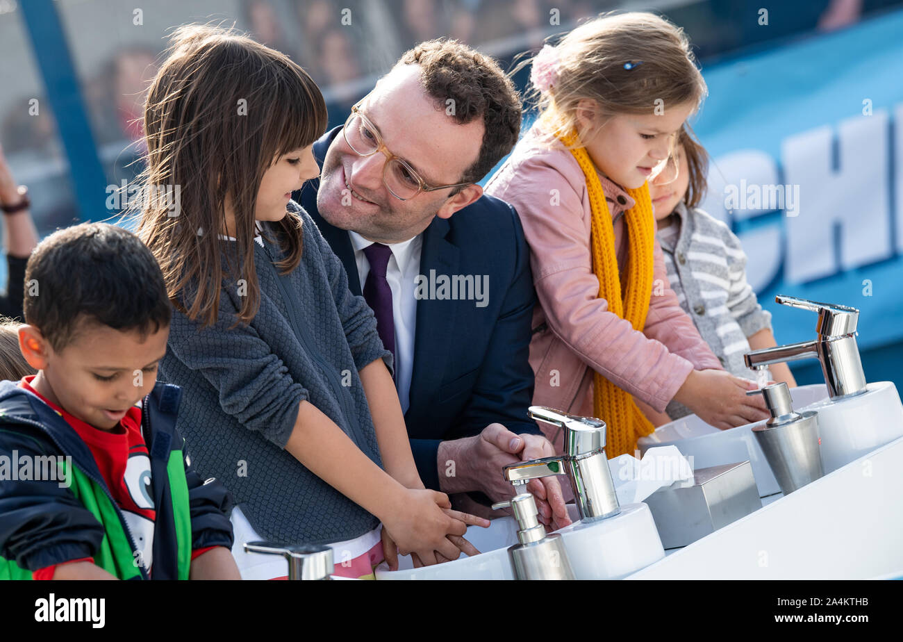 15 October 2019, International, Berlin: Jens Spahn (CDU), Federal ...